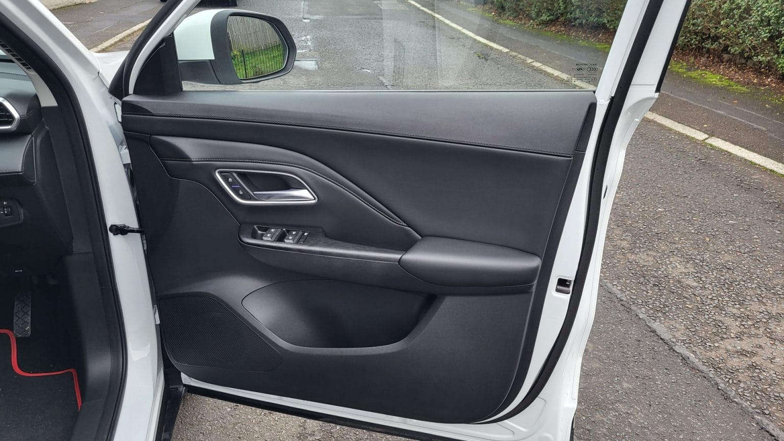 One Simple Feature Makes Me Want To Buy A New MG ZS